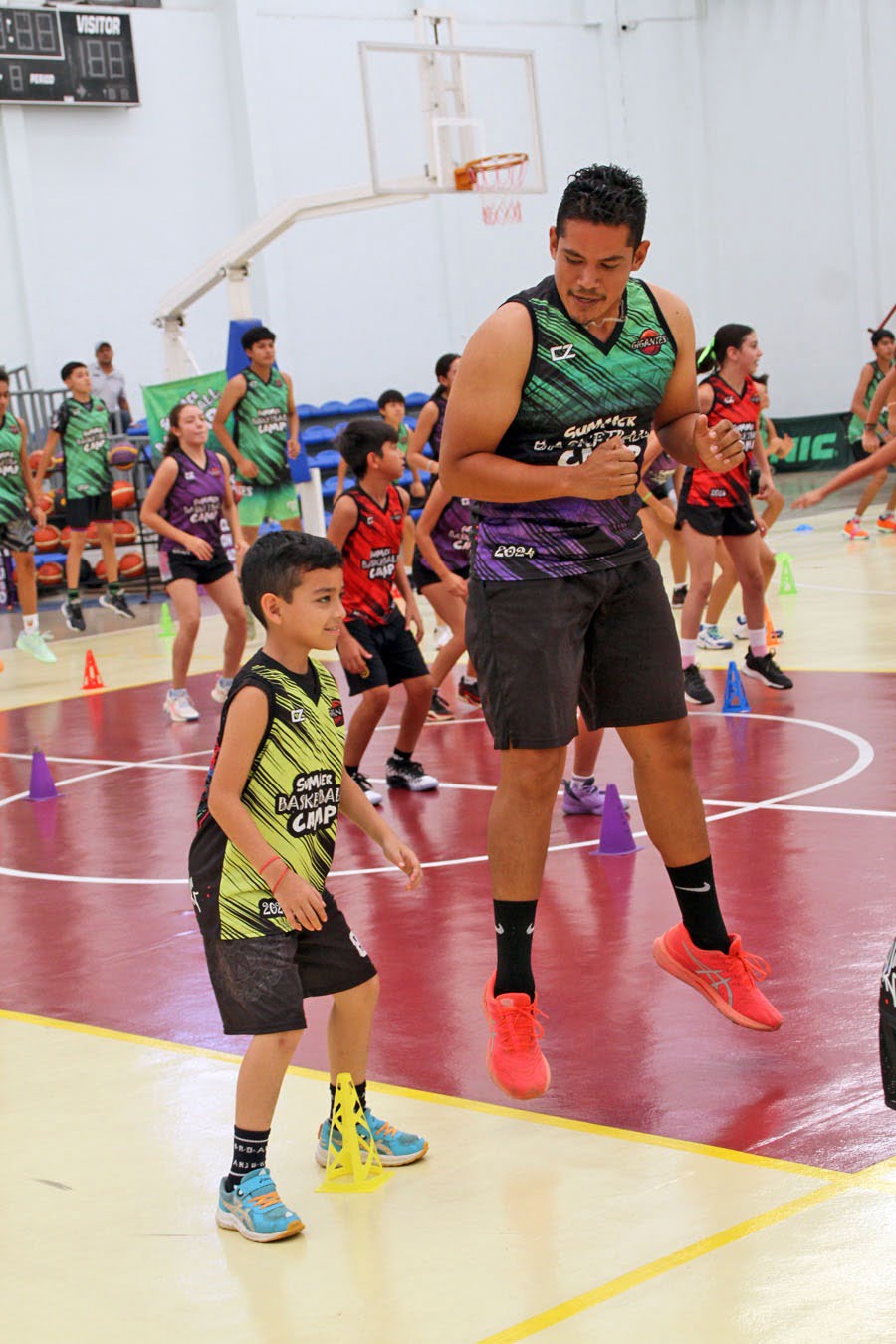 El “Summer Camp Basquetbol” organizado por la Academia Gigantes ...